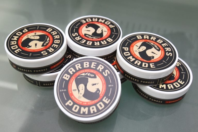 Barbers Pomade untuk Pria yang Ingin Tampil Maskulin - Konvergensi ...