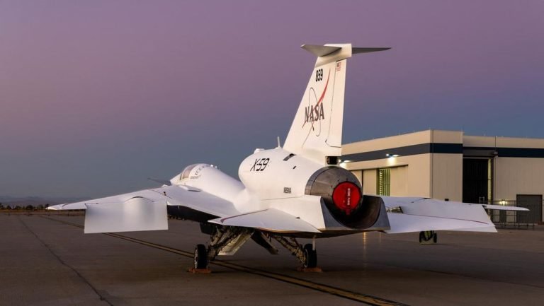 NASA dan Lockheed Martin Resmi Memperkenalkan Pesawat Supersonik Hening ...